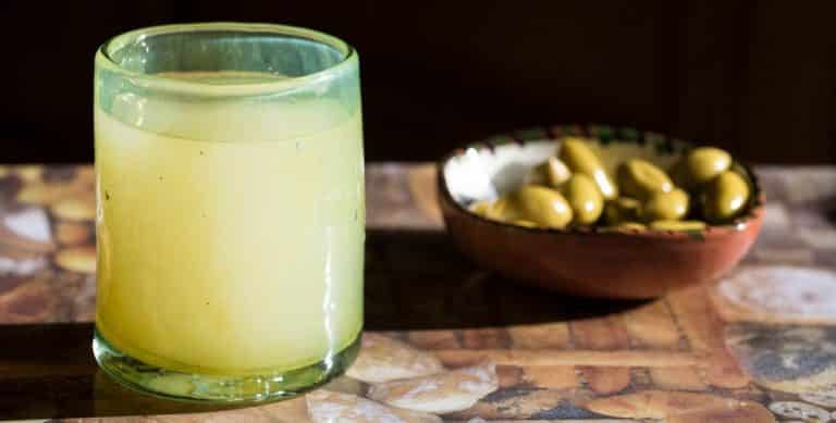 7 Best Amaretto Substitutes (Alternatives to Amaretto) - Miss Vickie