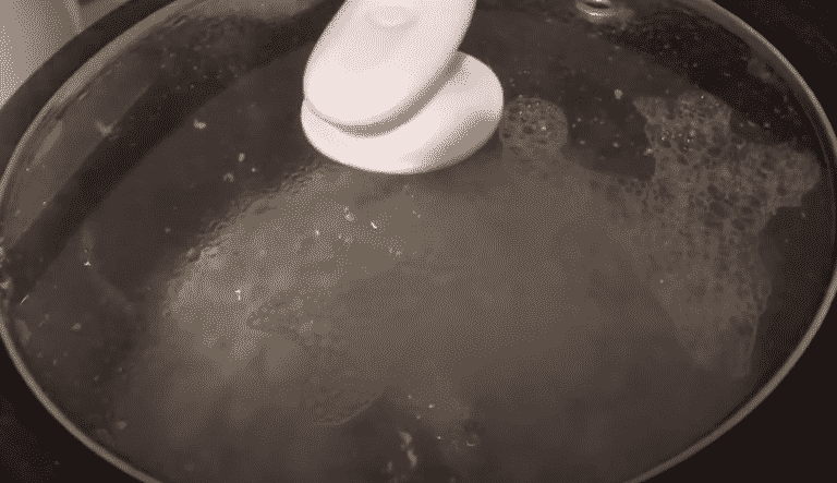 Can You Boil Water In A Rice Cooker? - Miss Vickie