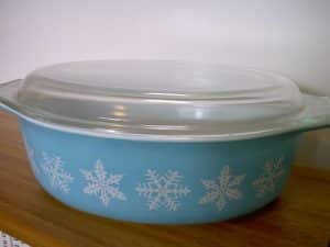 4 Common Reasons That Cause Pyrex Lids Cracking - Miss Vickie