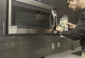 7 Ways To Fix Microwave Shuts Off After 3 Minutes - Miss Vickie