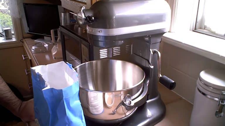 How to Lubricate KitchenAid Mixer? (Step By Step) - Miss Vickie