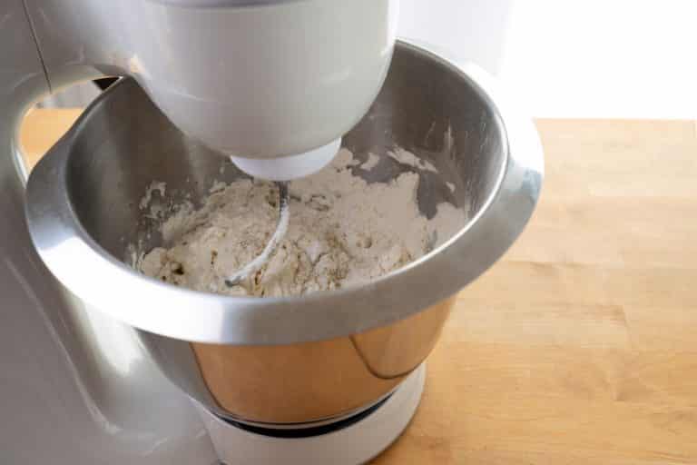 Dough Hook vs Paddle: What's The Difference? - Miss Vickie