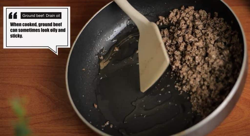 How To Drain Oil From Ground Cooked Beef? (How I Do It) - Miss Vickie
